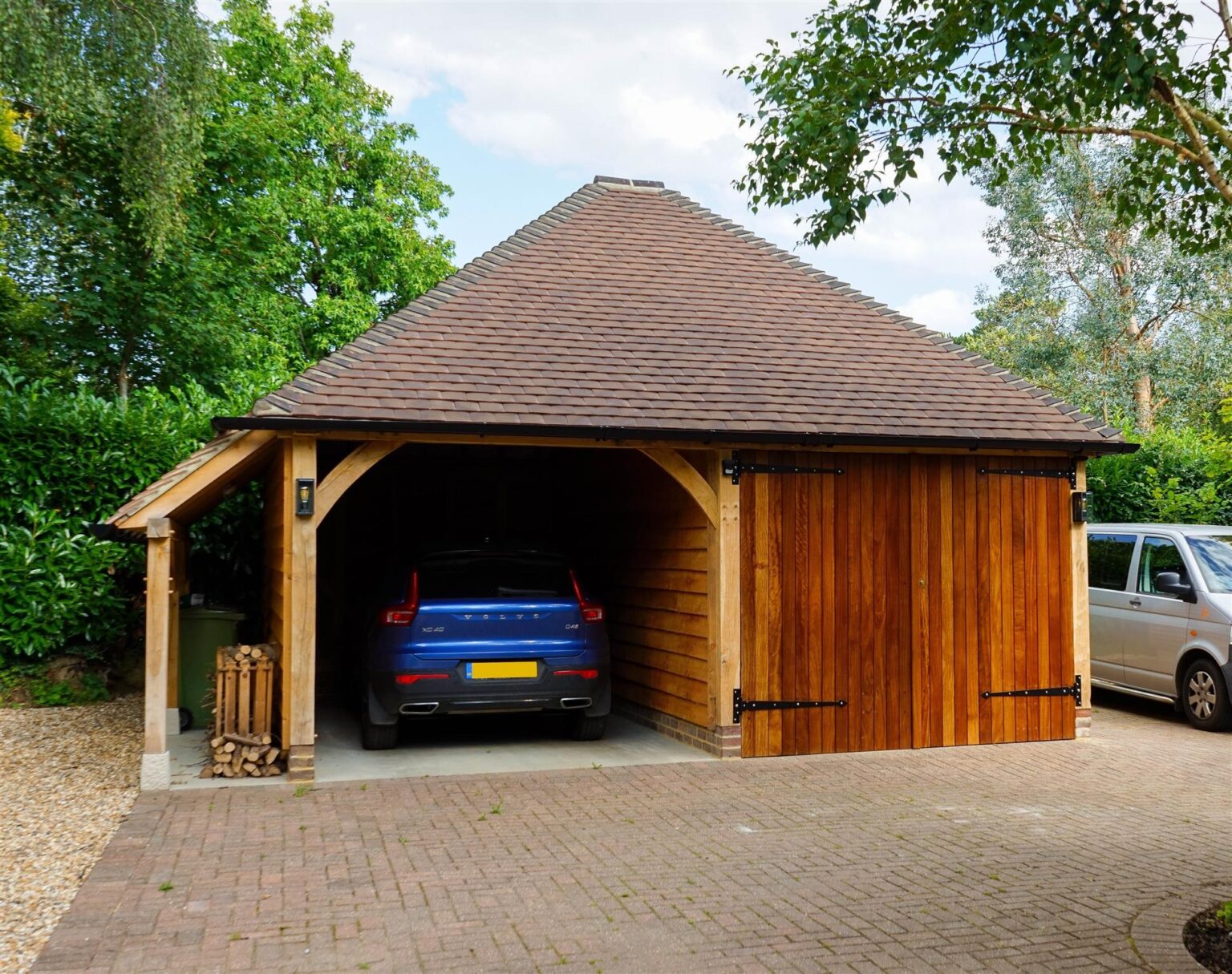 Full Span Garage - The Oak Design Company
